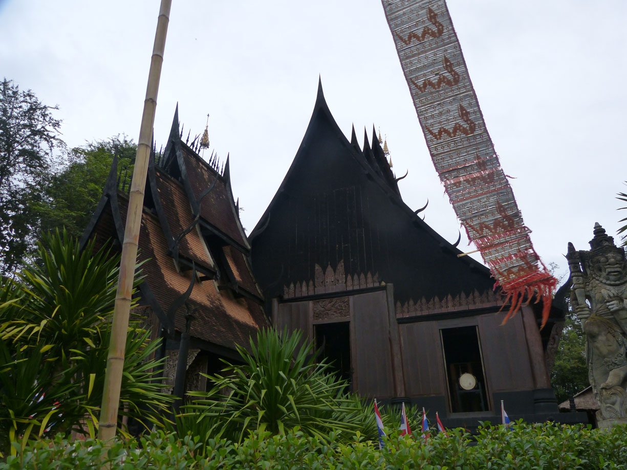 Baan Dam Museum - The Black Museum of a dark spirit (Day 9) - Powers To ...